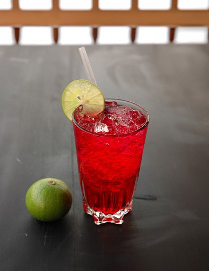Red Rush drink | Cocktailguiden